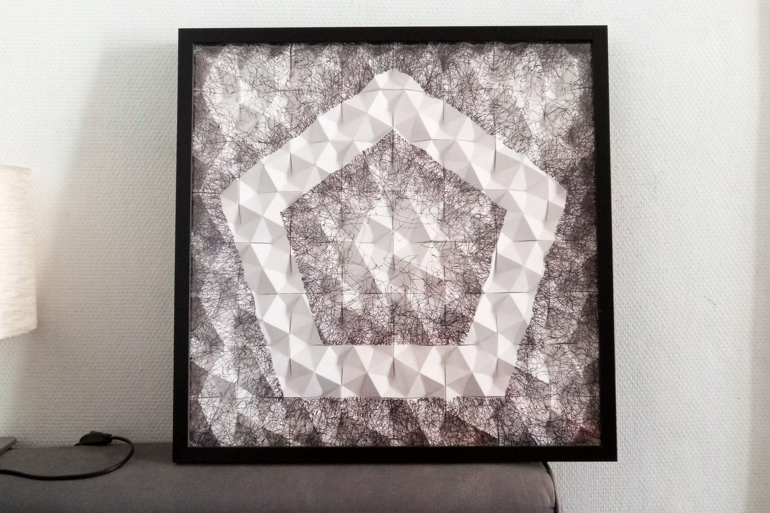 Pentagone B&W – AirSolid Design